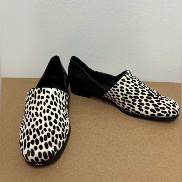 Clarks | Shoes | Clarks Pure Tone Animal Print Leather Flats Size 7 ...